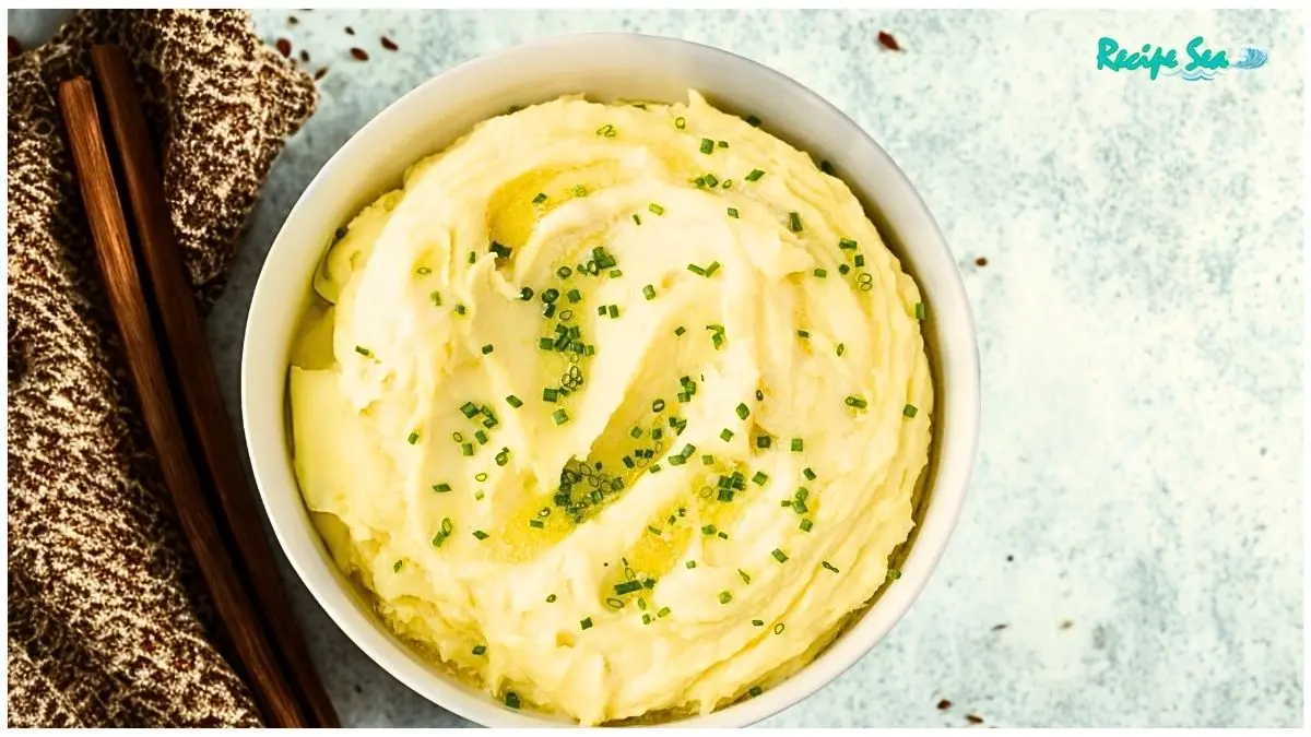 Texas Roadhouse Mashed Potatoes Recipe (Copycat) Extra Fluffy